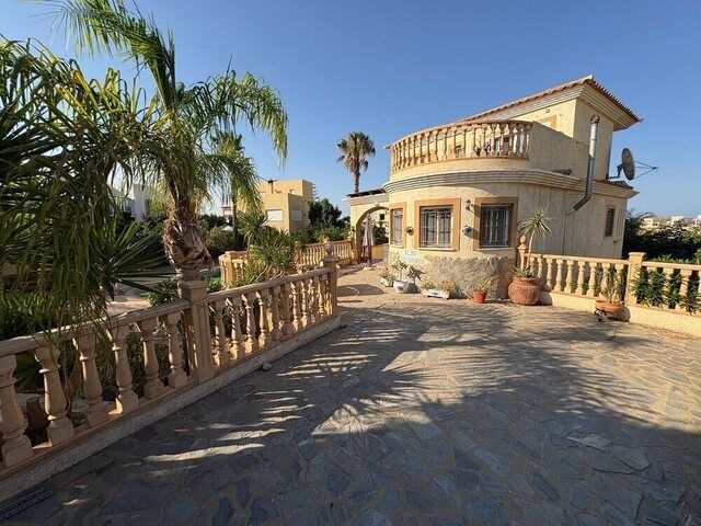 Villa for rent in Turre | Ref: R130 | From €1,200/PCM | Almeria property